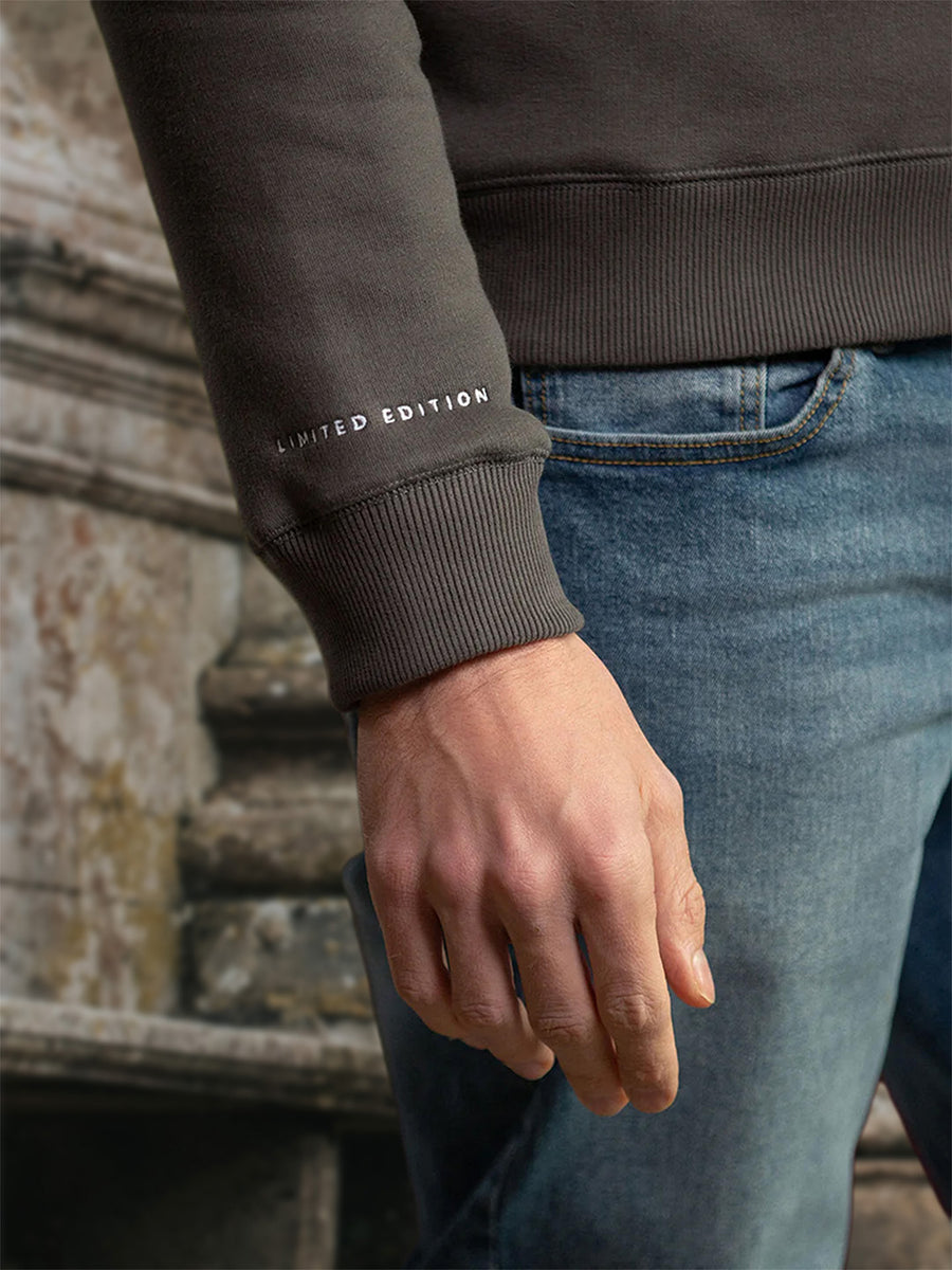 Kingswear Limited Edition Unisex Quarter Zip - Charcoal – Beaumont & Bear